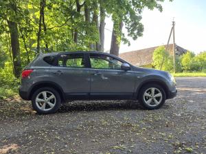 Blue Nissan Qashqai 2007 in Vilnius, with an engine capacity of 2.00 L and mileage of 288 thousand km for 3300 €, photo 5 on AUTOMOTO.COM.LV