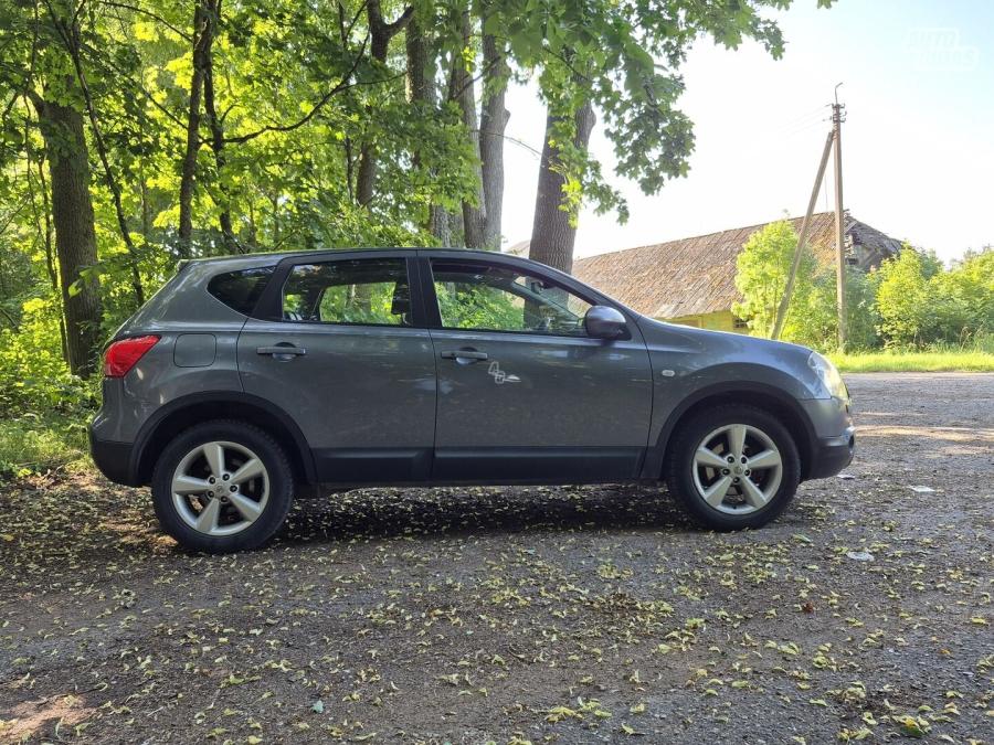 Blue Nissan Qashqai 2007 in Vilnius, with an engine capacity of 2.00 L and mileage of 288 thousand km for 3300 €, photo 5 on AUTOMOTO.COM.LV