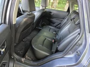 Blue Nissan Qashqai 2007 in Vilnius, with an engine capacity of 2.00 L and mileage of 288 thousand km for 3300 €, photo 15 on AUTOMOTO.COM.LV
