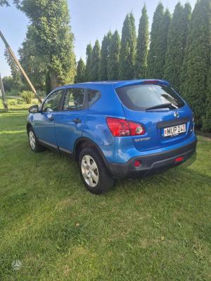 Blue Nissan Qashqai 2007 in Alytus, with an engine capacity of 1.46 L and mileage of 230 thousand km for 2600 €, photo 3 on AUTOMOTO.COM.LV