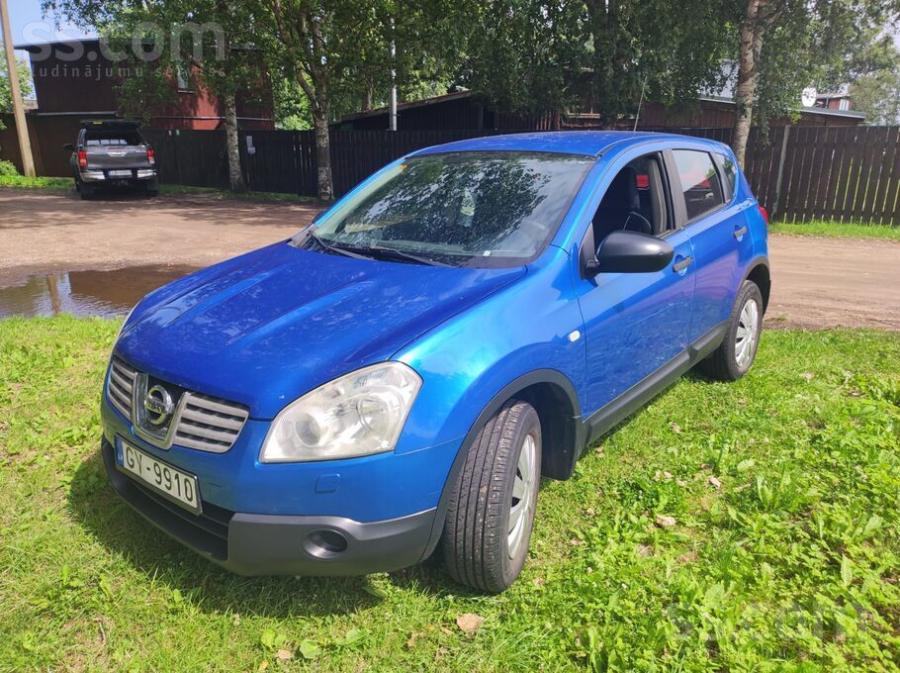 Blue Nissan Qashqai 2007 in Liepaja, with an engine capacity of 1.60 L and mileage of 347 thousand km for 2600 €, photo 1 on AUTOMOTO.COM.LV