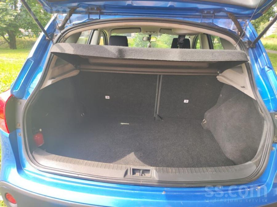 Blue Nissan Qashqai 2007 in Liepaja, with an engine capacity of 1.60 L and mileage of 347 thousand km for 2600 €, photo 3 on AUTOMOTO.COM.LV