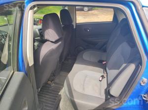 Blue Nissan Qashqai 2007 in Liepaja, with an engine capacity of 1.60 L and mileage of 347 thousand km for 2600 €, photo 5 on AUTOMOTO.COM.LV
