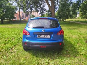 Blue Nissan Qashqai 2007 in Liepaja, with an engine capacity of 1.60 L and mileage of 347 thousand km for 2600 €, photo 8 on AUTOMOTO.COM.LV