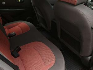 Zils Nissan Qashqai 2007 Viļņa, ar dzinēja tilpumu 2.00 L un nobraukumu 200 tūkst. km par 3850 €, foto 8 vietnē AUTOMOTO.COM.LV