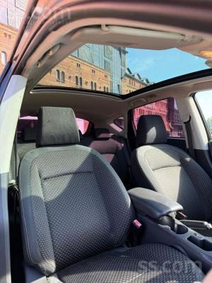 Blue Nissan Qashqai 2007 in Liepaja, with an engine capacity of 1.50 L and mileage of 250 thousand km for 3200 €, photo 4 on AUTOMOTO.COM.LV