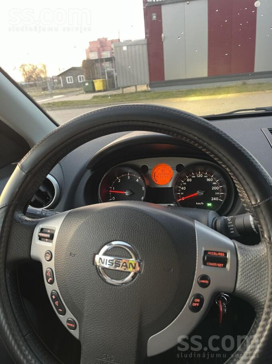 Zils Nissan Qashqai 2008 Liepāja, ar dzinēja tilpumu 2.00 L un nobraukumu 226 tūkst. km par 14480 €, foto 9 vietnē AUTOMOTO.COM.LV