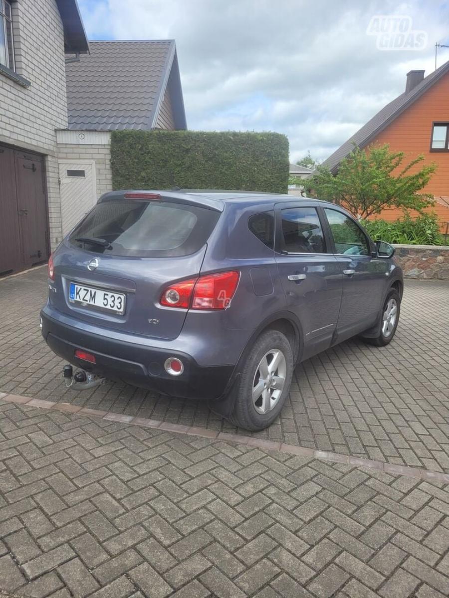Blue Nissan Qashqai 2008 in Klaipeda, with an engine capacity of 1.50 L and mileage of 238 thousand km for 2700 €, photo 5 on AUTOMOTO.COM.LV