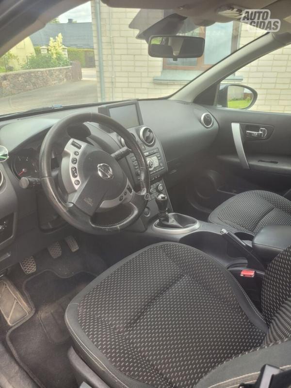 Zils Nissan Qashqai 2008 Klaipėda, ar dzinēja tilpumu 1.50 L un nobraukumu 238 tūkst. km par 2700 €, foto 5 vietnē AUTOMOTO.COM.LV