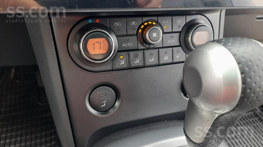 Zils Nissan Qashqai 2008 Rīga, ar dzinēja tilpumu 2.00 L un nobraukumu 194 tūkst. km par 5250 €, foto 25 vietnē AUTOMOTO.COM.LV