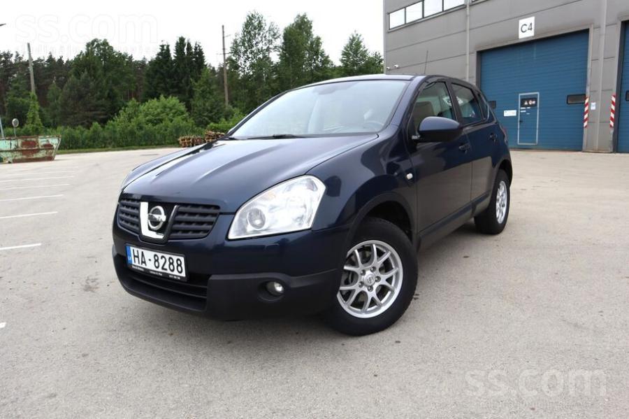 Blue Nissan Qashqai 2008 in Riga, with an engine capacity of 2.00 L and mileage of 320 thousand km for 2990 €, photo 3 on AUTOMOTO.COM.LV