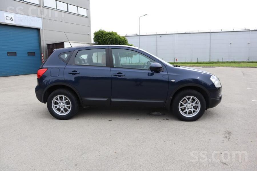 Blue Nissan Qashqai 2008 in Riga, with an engine capacity of 2.00 L and mileage of 320 thousand km for 2990 €, photo 7 on AUTOMOTO.COM.LV