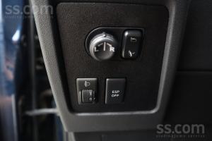 Blue Nissan Qashqai 2008 in Riga, with an engine capacity of 2.00 L and mileage of 320 thousand km for 2990 €, photo 18 on AUTOMOTO.COM.LV