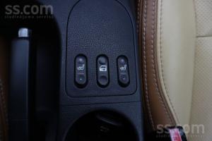 Blue Nissan Qashqai 2008 in Riga, with an engine capacity of 2.00 L and mileage of 320 thousand km for 2990 €, photo 22 on AUTOMOTO.COM.LV
