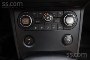 Blue Nissan Qashqai 2008 in Riga, with an engine capacity of 2.00 L and mileage of 320 thousand km for 2990 €, photo 24 on AUTOMOTO.COM.LV