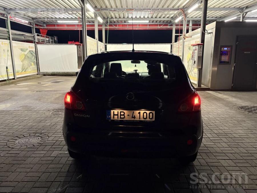 Zils Nissan Qashqai 2008 Rīga, ar dzinēja tilpumu 2.00 L un nobraukumu 299 tūkst. km par 3800 €, foto 6 vietnē AUTOMOTO.COM.LV