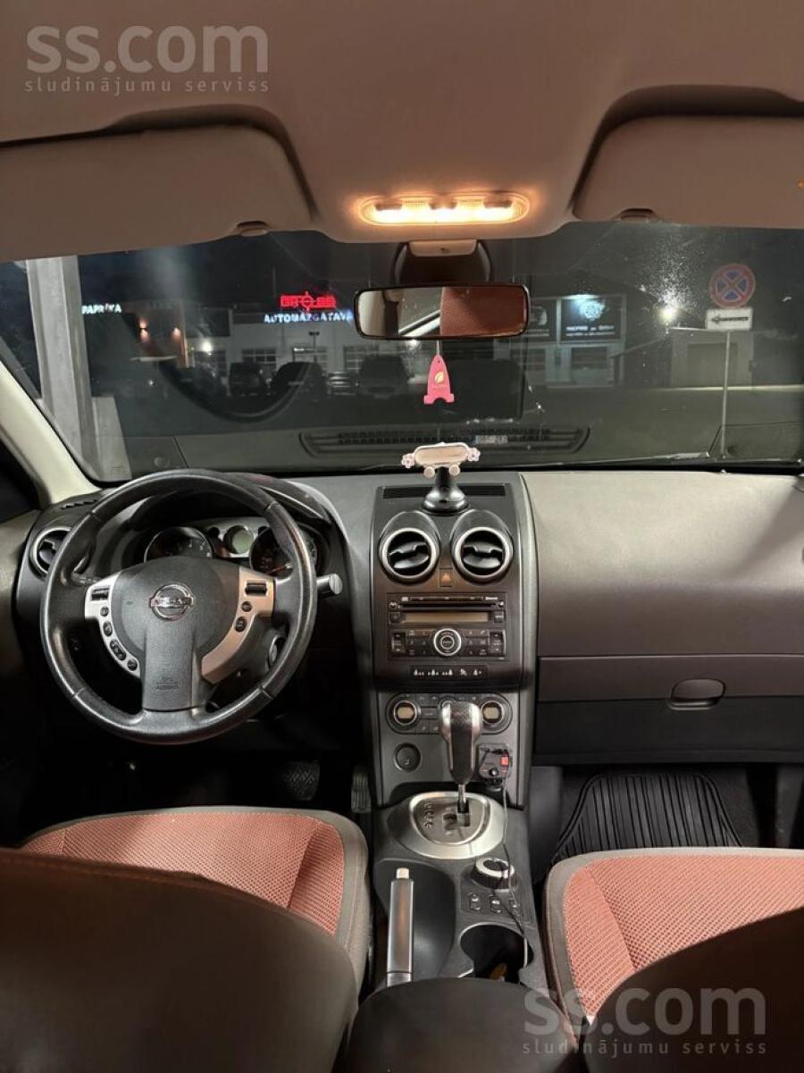 Zils Nissan Qashqai 2008 Rīga, ar dzinēja tilpumu 2.00 L un nobraukumu 299 tūkst. km par 3800 €, foto 9 vietnē AUTOMOTO.COM.LV