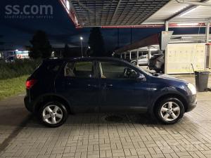 Zils Nissan Qashqai 2008 Rīga, ar dzinēja tilpumu 2.00 L un nobraukumu 300 tūkst. km par 3800 €, foto 4 vietnē AUTOMOTO.COM.LV