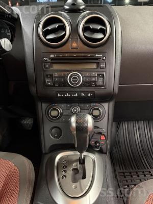 Zils Nissan Qashqai 2008 Rīga, ar dzinēja tilpumu 2.00 L un nobraukumu 300 tūkst. km par 3800 €, foto 10 vietnē AUTOMOTO.COM.LV