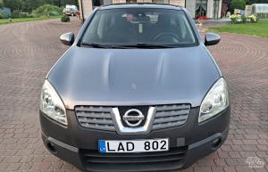 Blue Nissan Qashqai 2008 in Taurage, with an engine capacity of 1.50 L and mileage of 172 thousand km for 3500 €, photo  on AUTOMOTO.COM.LV