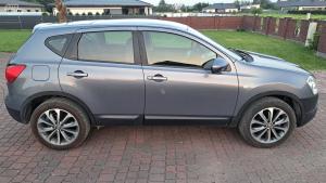 Blue Nissan Qashqai 2008 in Taurage, with an engine capacity of 1.50 L and mileage of 172 thousand km for 3500 €, photo 4 on AUTOMOTO.COM.LV