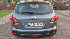 Blue Nissan Qashqai 2008 in Taurage, with an engine capacity of 1.50 L and mileage of 172 thousand km for 3500 €, photo 6 on AUTOMOTO.COM.LV