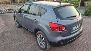Blue Nissan Qashqai 2008 in Taurage, with an engine capacity of 1.50 L and mileage of 172 thousand km for 3500 €, photo 9 on AUTOMOTO.COM.LV