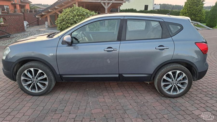 Blue Nissan Qashqai 2008 in Taurage, with an engine capacity of 1.50 L and mileage of 172 thousand km for 3500 €, photo 10 on AUTOMOTO.COM.LV