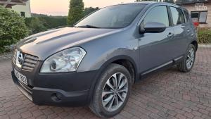Blue Nissan Qashqai 2008 in Taurage, with an engine capacity of 1.50 L and mileage of 172 thousand km for 3500 €, photo 11 on AUTOMOTO.COM.LV