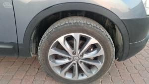 Blue Nissan Qashqai 2008 in Taurage, with an engine capacity of 1.50 L and mileage of 172 thousand km for 3500 €, photo 28 on AUTOMOTO.COM.LV