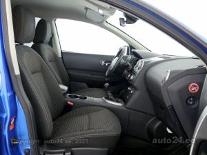 Blue Nissan Qashqai 2009 in Tallinn, with an engine capacity of 1.50 L and mileage of 379 thousand km for 1899 €, photo 6 on AUTOMOTO.COM.LV