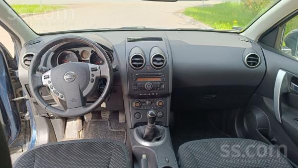 Zils Nissan Qashqai 2009 Rīga, ar dzinēja tilpumu 1.50 L un nobraukumu 249 tūkst. km par 3700 €, foto 8 vietnē AUTOMOTO.COM.LV