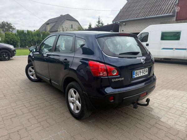Blue Nissan Qashqai 2009 in Siauliai, with an engine capacity of 1.46 L and mileage of 252 thousand km for 3950 €, photo 6 on AUTOMOTO.COM.LV