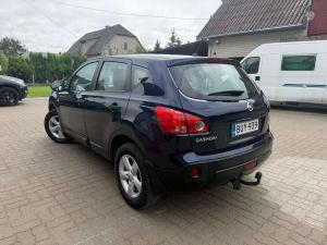 Blue Nissan Qashqai 2009 in Siauliai, with an engine capacity of 1.46 L and mileage of 252 thousand km for 3950 €, photo 7 on AUTOMOTO.COM.LV