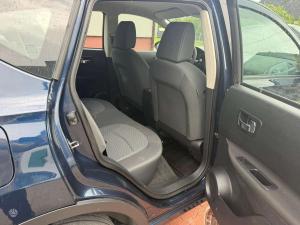 Blue Nissan Qashqai 2009 in Siauliai, with an engine capacity of 1.46 L and mileage of 252 thousand km for 3950 €, photo 18 on AUTOMOTO.COM.LV