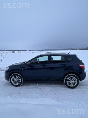 Zils Nissan Qashqai 2011 Daugavpils, ar dzinēja tilpumu 1.50 L un nobraukumu 209 tūkst. km par 5150 €, foto 4 vietnē AUTOMOTO.COM.LV