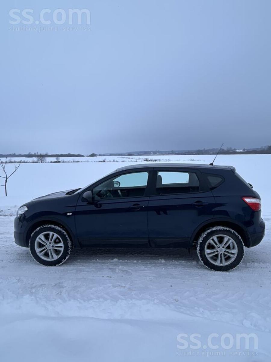 Zils Nissan Qashqai 2011 Daugavpils, ar dzinēja tilpumu 1.50 L un nobraukumu 209 tūkst. km par 5150 €, foto 4 vietnē AUTOMOTO.COM.LV