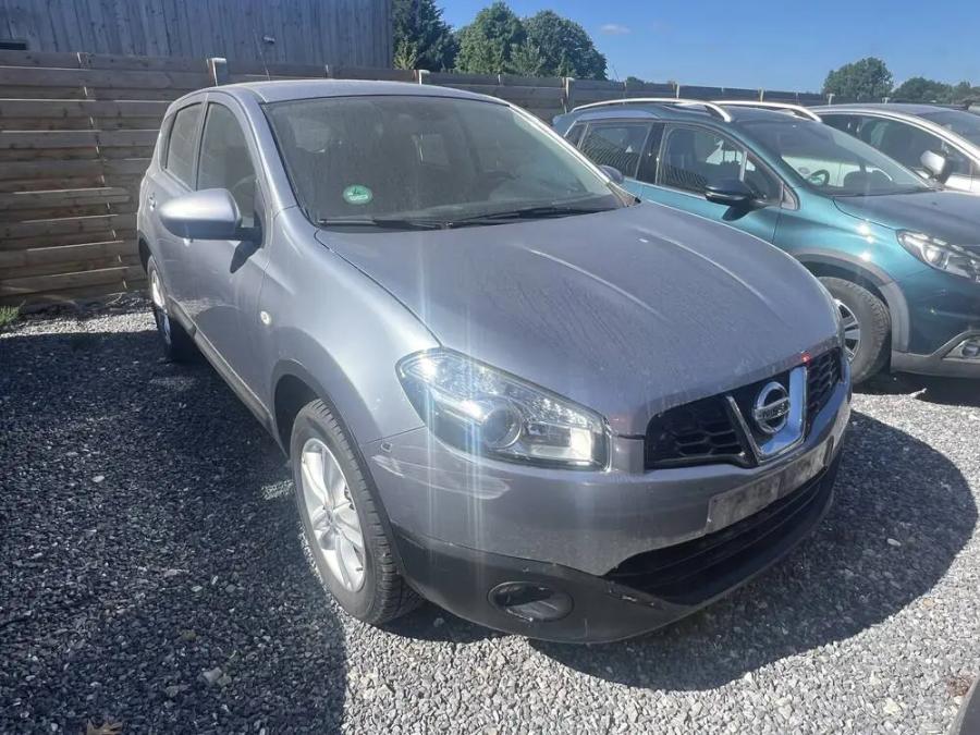 Blue Nissan Qashqai 2011 in Riga, with an engine capacity of 1.50 L and mileage of 192 thousand km for 5995 €, photo 1 on AUTOMOTO.COM.LV
