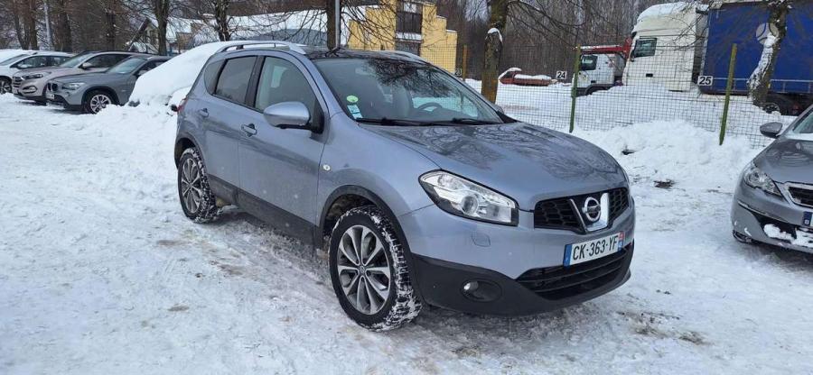 Blue Nissan Qashqai 2012 in Taurage, with an engine capacity of 1.60 L and mileage of 240 thousand km for 4700 €, photo 1 on AUTOMOTO.COM.LV