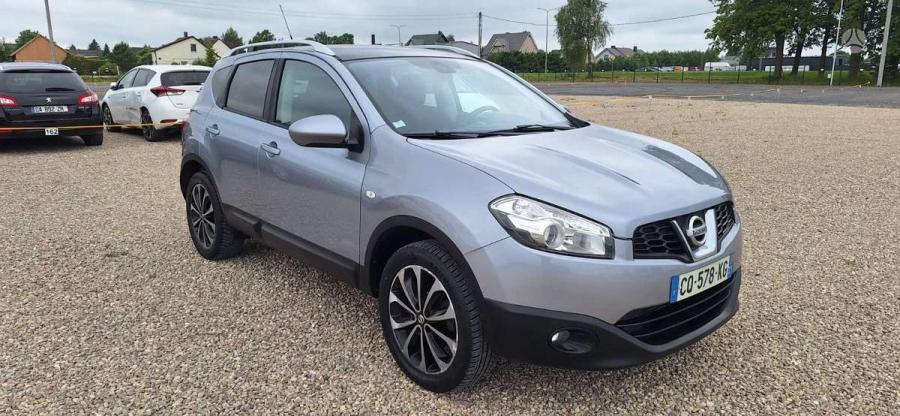 Blue Nissan Qashqai 2013 in Taurage, with an engine capacity of 1.46 L and mileage of 224 thousand km for 4900 €, photo 1 on AUTOMOTO.COM.LV