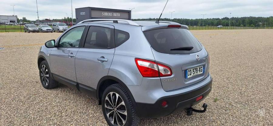 Blue Nissan Qashqai 2013 in Taurage, with an engine capacity of 1.46 L and mileage of 224 thousand km for 4900 €, photo 8 on AUTOMOTO.COM.LV