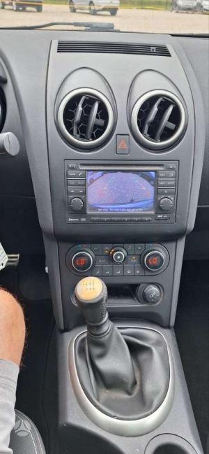 Blue Nissan Qashqai 2013 in Taurage, with an engine capacity of 1.46 L and mileage of 224 thousand km for 4900 €, photo 12 on AUTOMOTO.COM.LV
