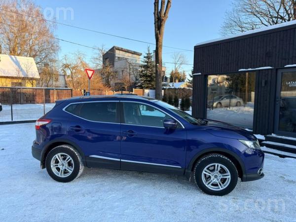 Zils Nissan Qashqai 2014 Rīga, ar dzinēja tilpumu 1.60 L un nobraukumu 150 tūkst. km par 8500 €, foto 2 vietnē AUTOMOTO.COM.LV