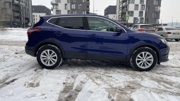 Blue Nissan Qashqai 2014 in Kaunas, with an engine capacity of 1.46 L and mileage of 240 thousand km for 7300 €, photo 2 on AUTOMOTO.COM.LV