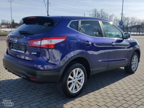 Blue Nissan Qashqai 2014 in Siauliai, with an engine capacity of 1.60 L and mileage of 239 thousand km for 8500 €, photo 4 on AUTOMOTO.COM.LV