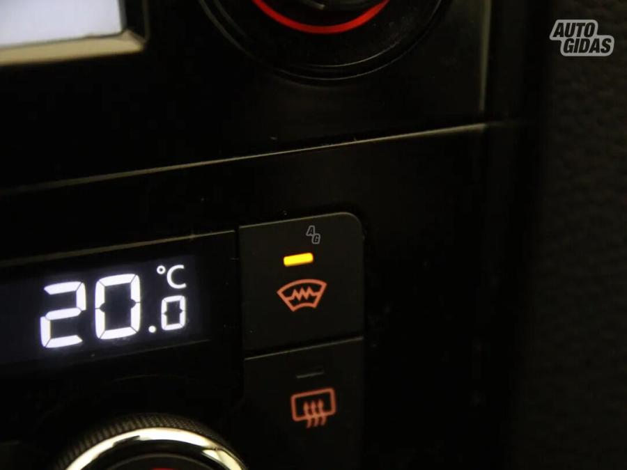 Zils Nissan Qashqai 2014 Viļņa, ar dzinēja tilpumu 1.20 L un nobraukumu 185 tūkst. km par 8999 €, foto 31 vietnē AUTOMOTO.COM.LV