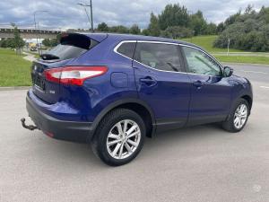 Blue Nissan Qashqai 2014 in Kaunas, with an engine capacity of 1.46 L and mileage of 214 thousand km for 7550 €, photo 9 on AUTOMOTO.COM.LV