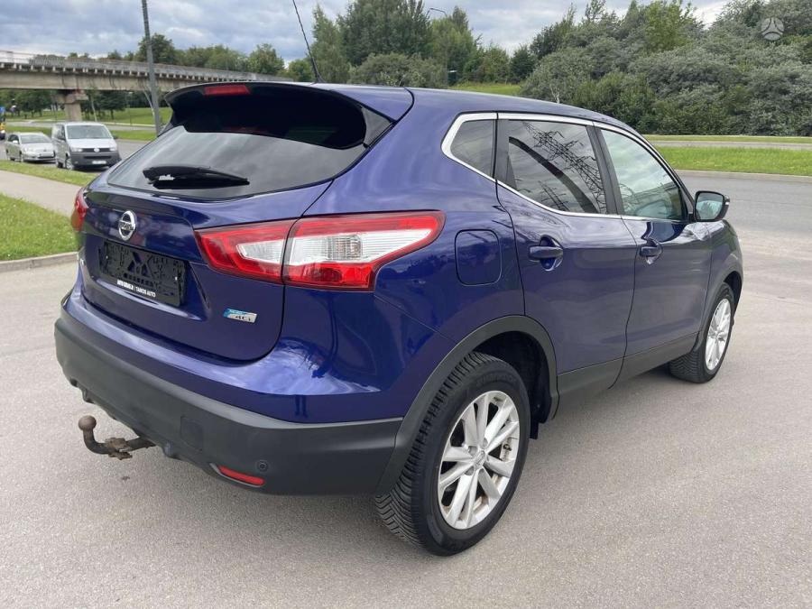 Blue Nissan Qashqai 2014 in Kaunas, with an engine capacity of 1.46 L and mileage of 214 thousand km for 7550 €, photo 10 on AUTOMOTO.COM.LV