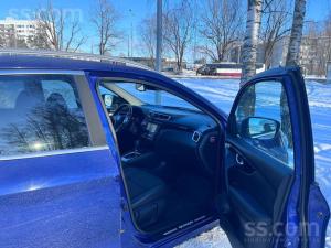 Blue Nissan Qashqai 2015 in Riga, with an engine capacity of 1.20 L and mileage of 186 thousand km for 7390 €, photo 8 on AUTOMOTO.COM.LV