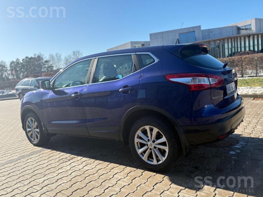 Zils Nissan Qashqai 2015 Rīga, ar dzinēja tilpumu 1.20 L un nobraukumu 0 tūkst. km par 6900 €, foto 4 vietnē AUTOMOTO.COM.LV